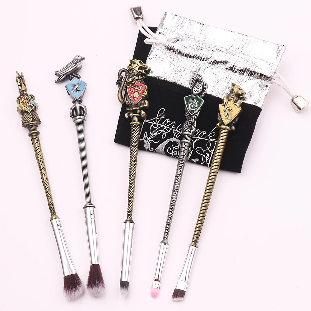 Movie Makeup Brushes Set Hogwarts Magic School Badge Enamel Animal ...