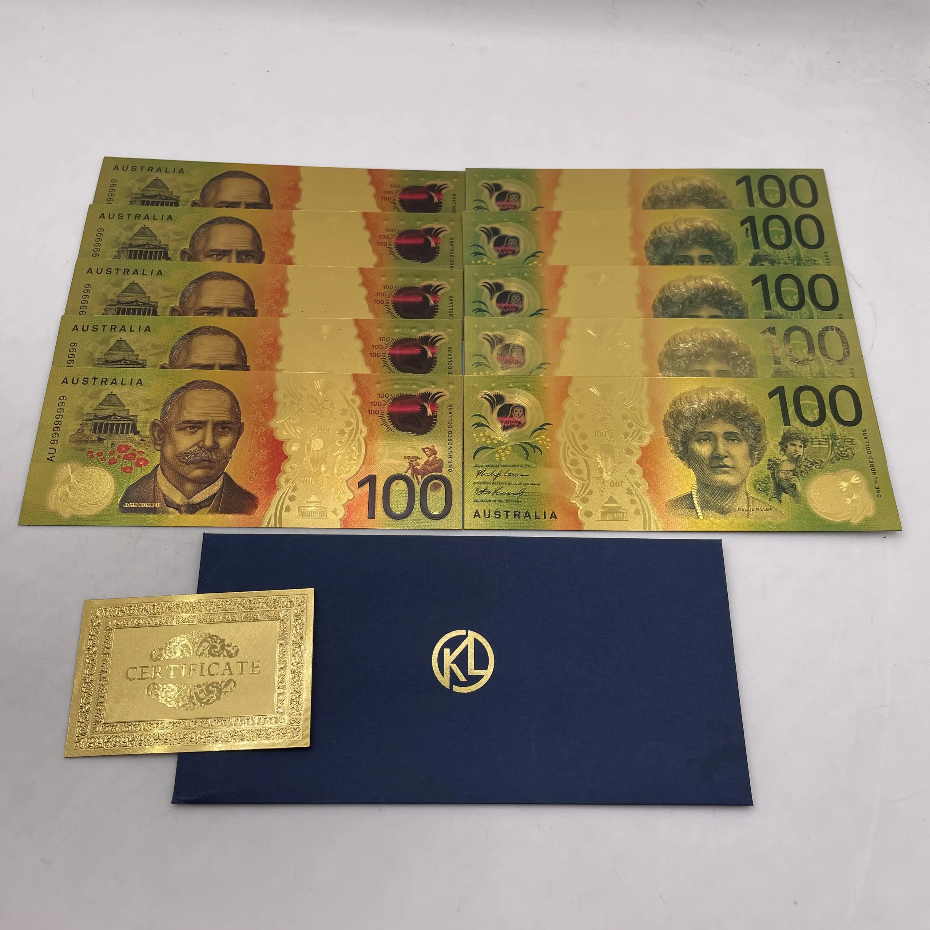 Australian 100 Dollar Notes