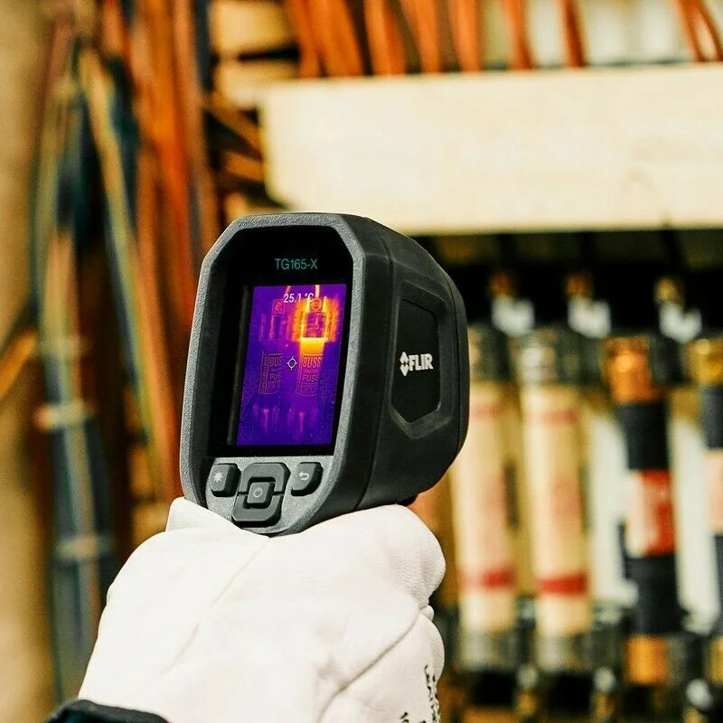 FLIR Infrared Thermal Imager Industrial Detector Camera and Floor Wall ...