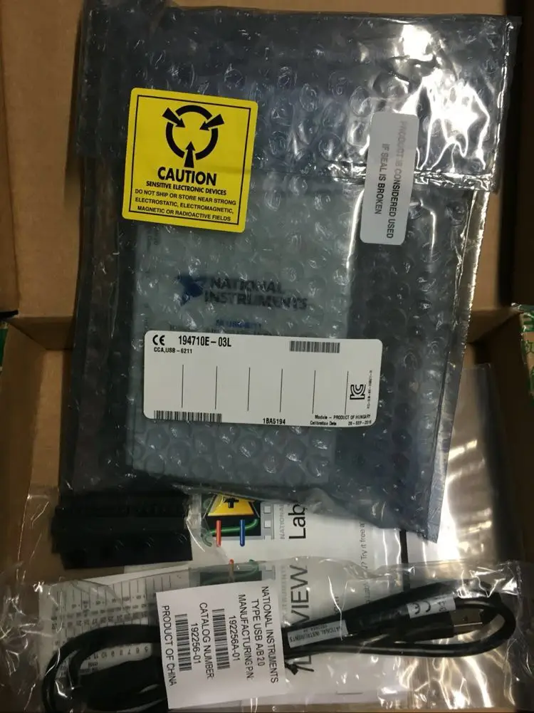 New Ni Usb-6211 Data Acquisition Card 779676-01 M Series Multifunction ...