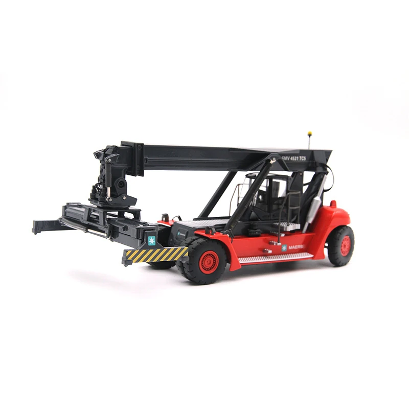 1-50-Scale-MASK-Container-Port-Yard-Reach-Stacker-Port-Crane-Dock-Scene ...