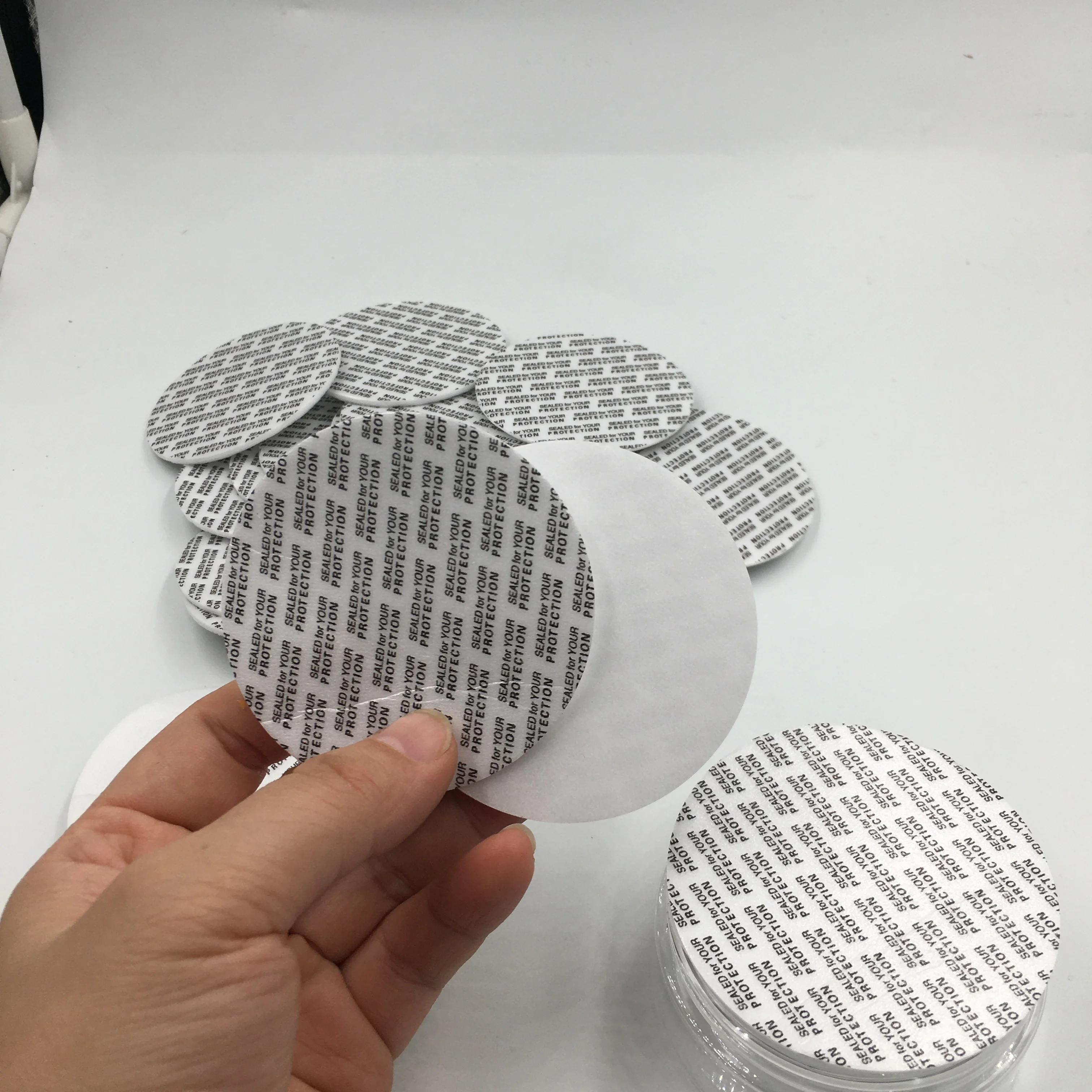 Customized-size-sealing-sticker-for-packaging-bottle-inner-lining ...