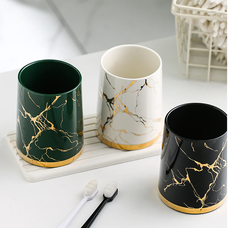 Gobelets de salle de bainGobelets de brosse à dents en céramique ...