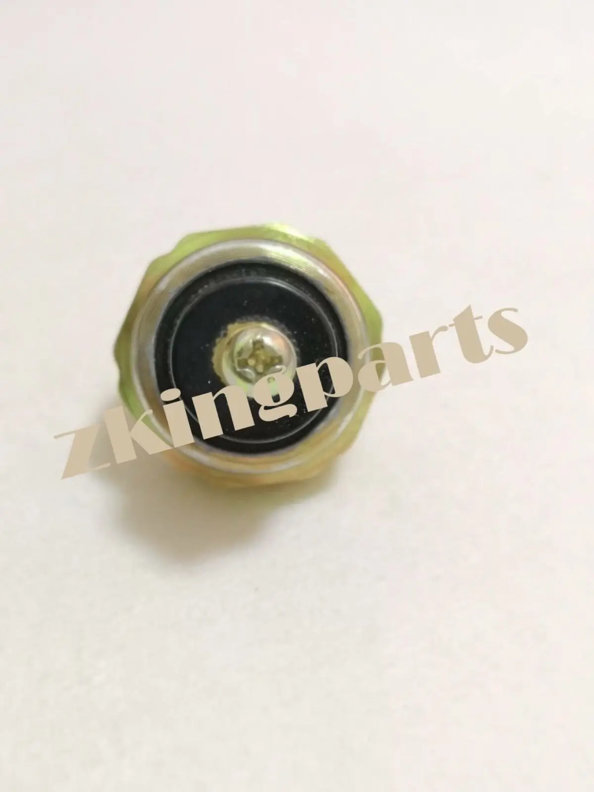 Oil-Pressure-Switch-15841-39010-Fit-For-Kubota-B5200-B6100-B6200.jpg