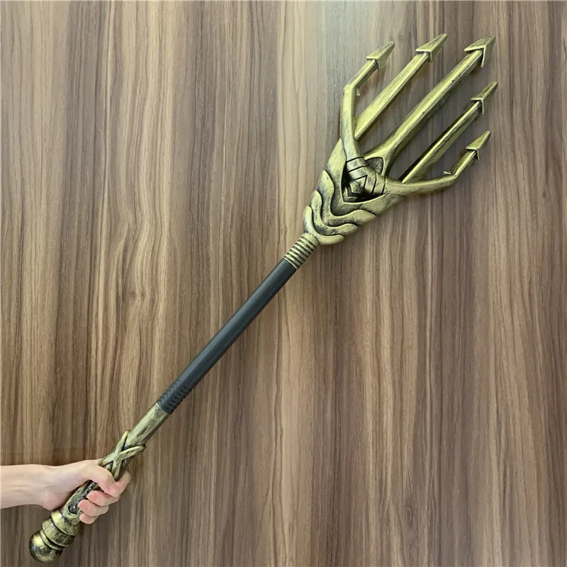 Gold Trident Weapon