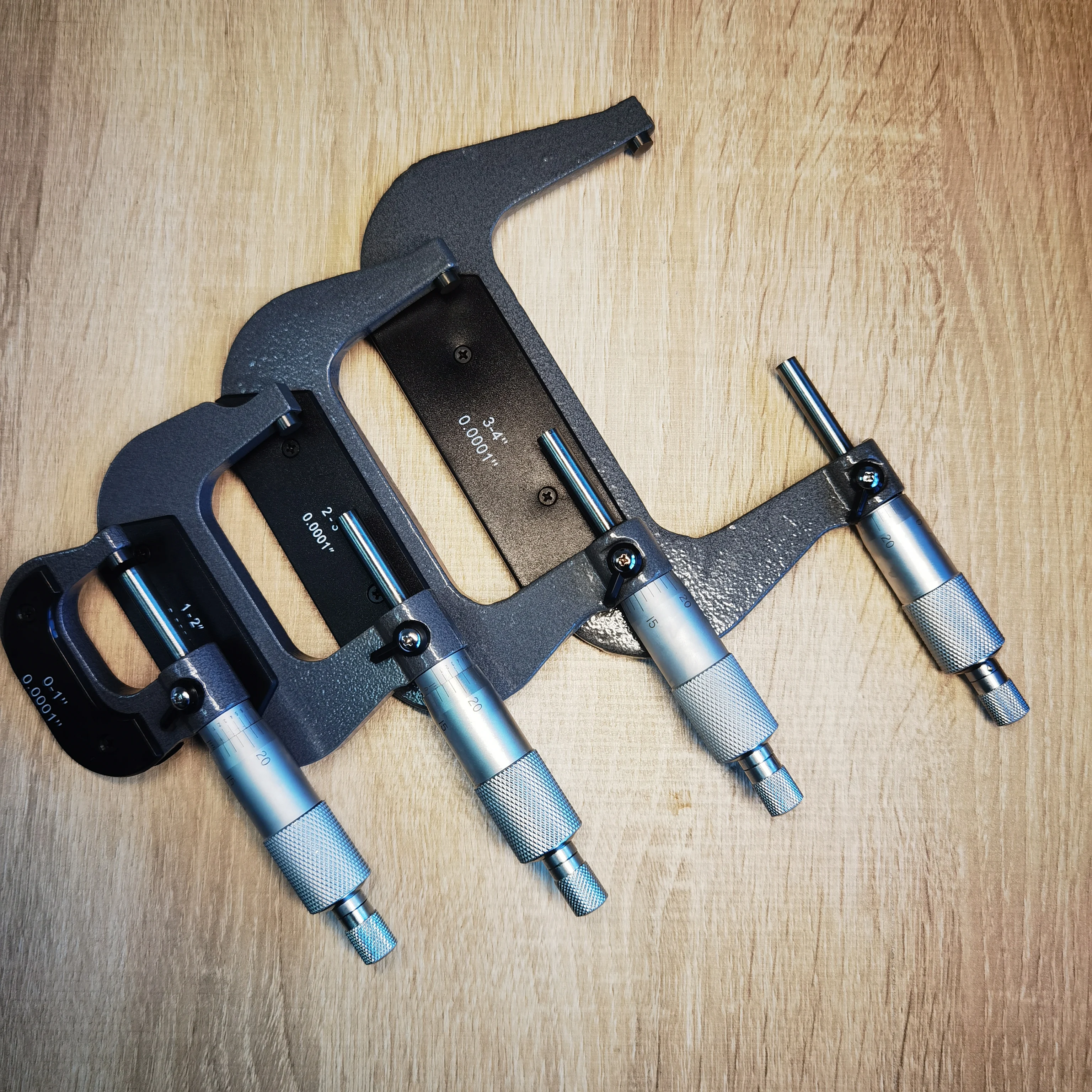 0-25mm-25-50mm-50-75mm-75-100mm-Micrometer-stand-used-outside ...