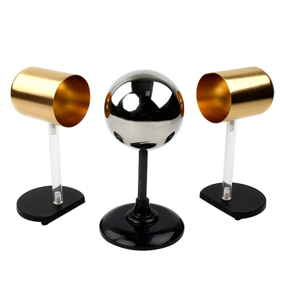 Electrostatic-induced-charge-distribution-conductor-ball-Spherical ...