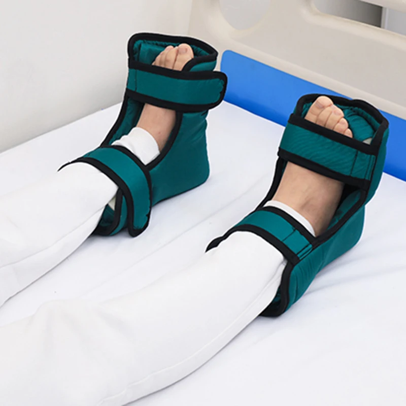 Bedridden-elderly-patient-ankle-bedsore-decompression-pad-anti-pressure ...