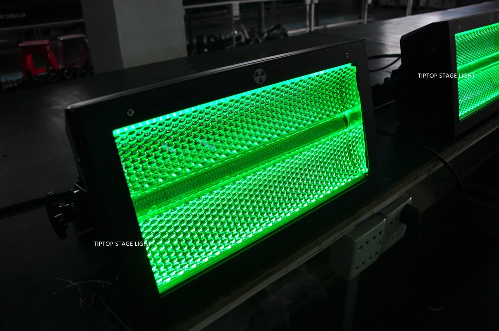 Martin Atomic Strobe Light | Tiptoplight