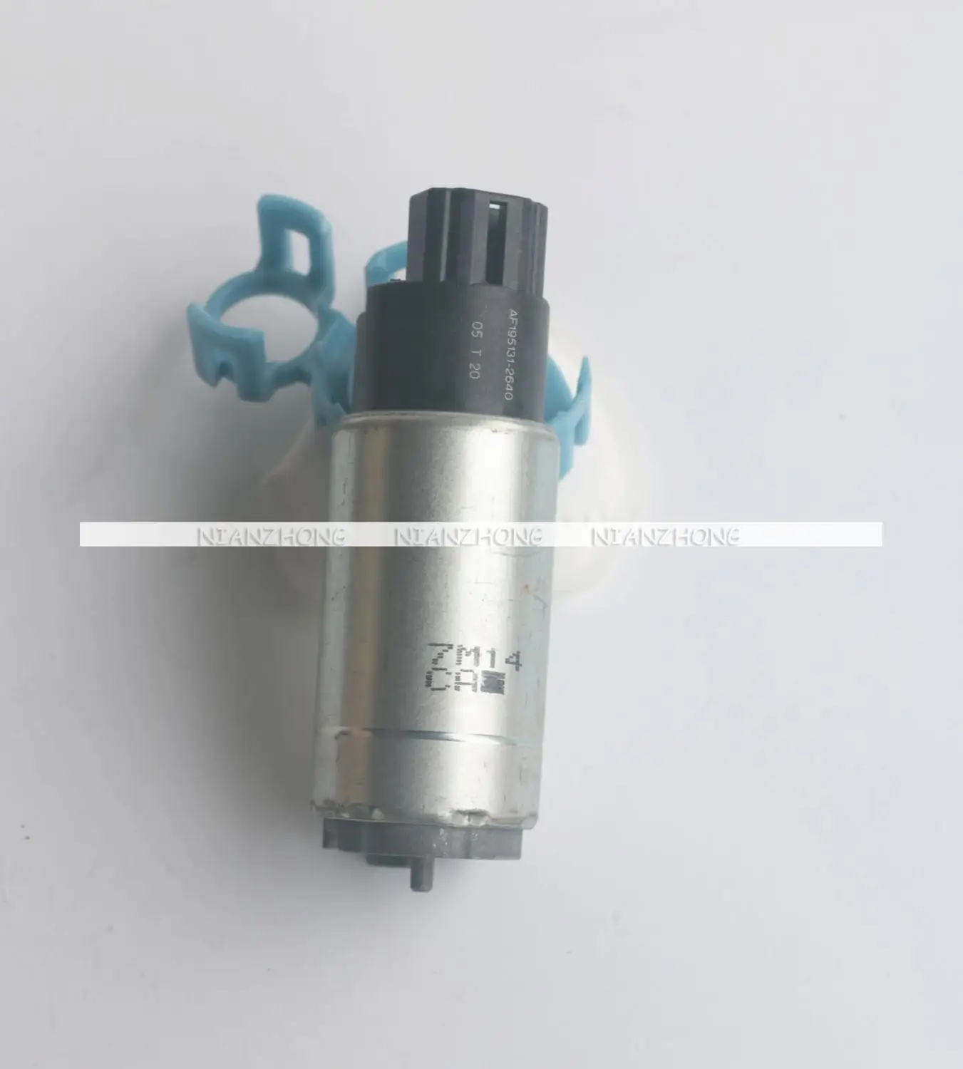 Genuine-Fuel-Pump-2322031430-For-Toyota-FJ-Cruiser-Land-Cruiser-4 ...