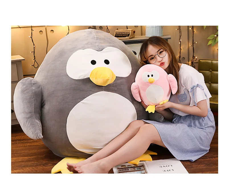 Christmas Fat Penguin Cartoon