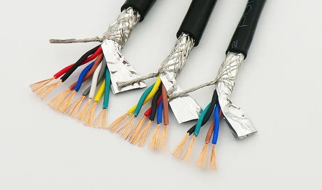 GORE® Shielded Twisted Pair Cables For Defense Land, 50% OFF