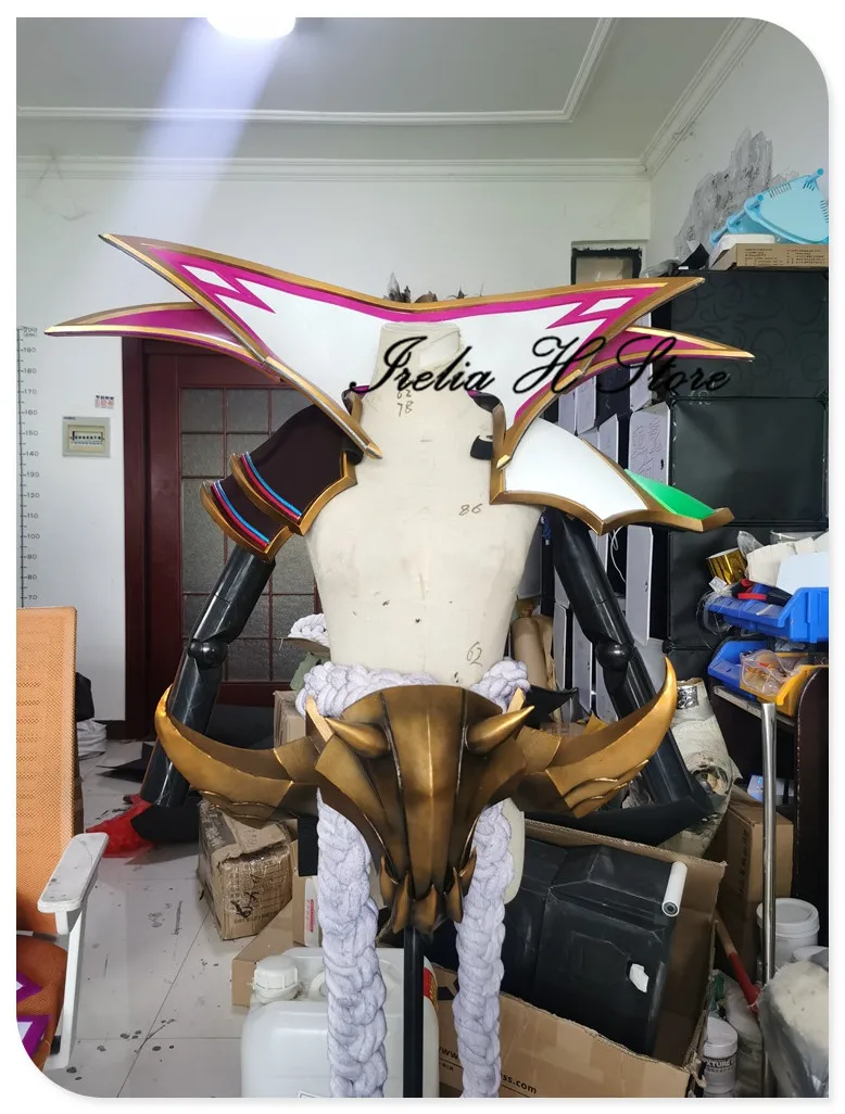 Thresh Cosplay Tutorial