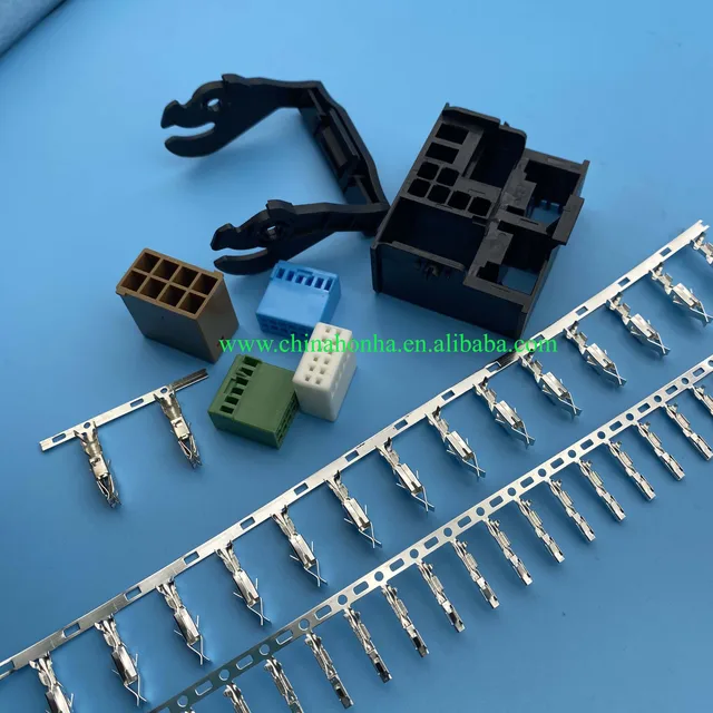 Car Multimedia Host Navigation Bluetooth Radio Plug Connector 52 pin ...