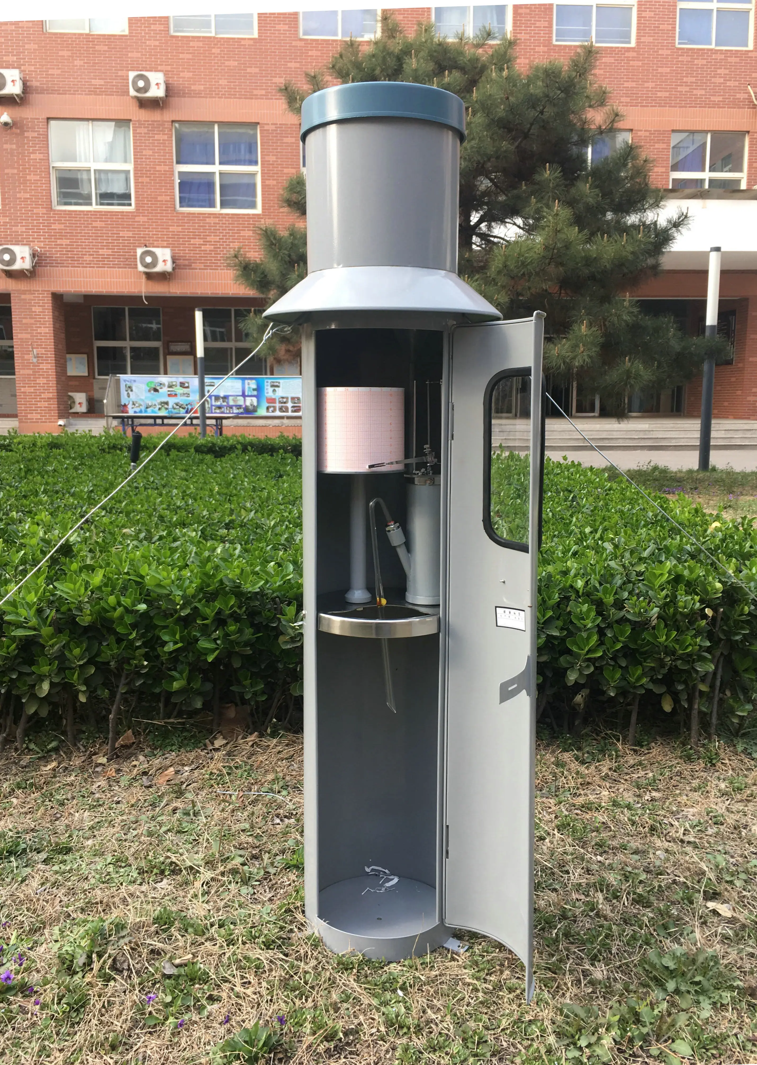 Natural Syphon Type Rain Gauge