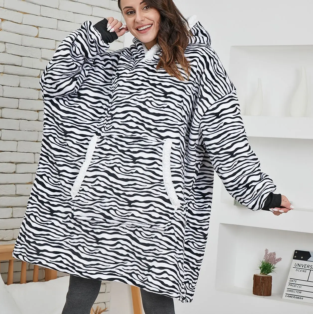 Zebra Print Women Hoodie Oversized Fleece Hooded Sweatshirt Giant TV ...