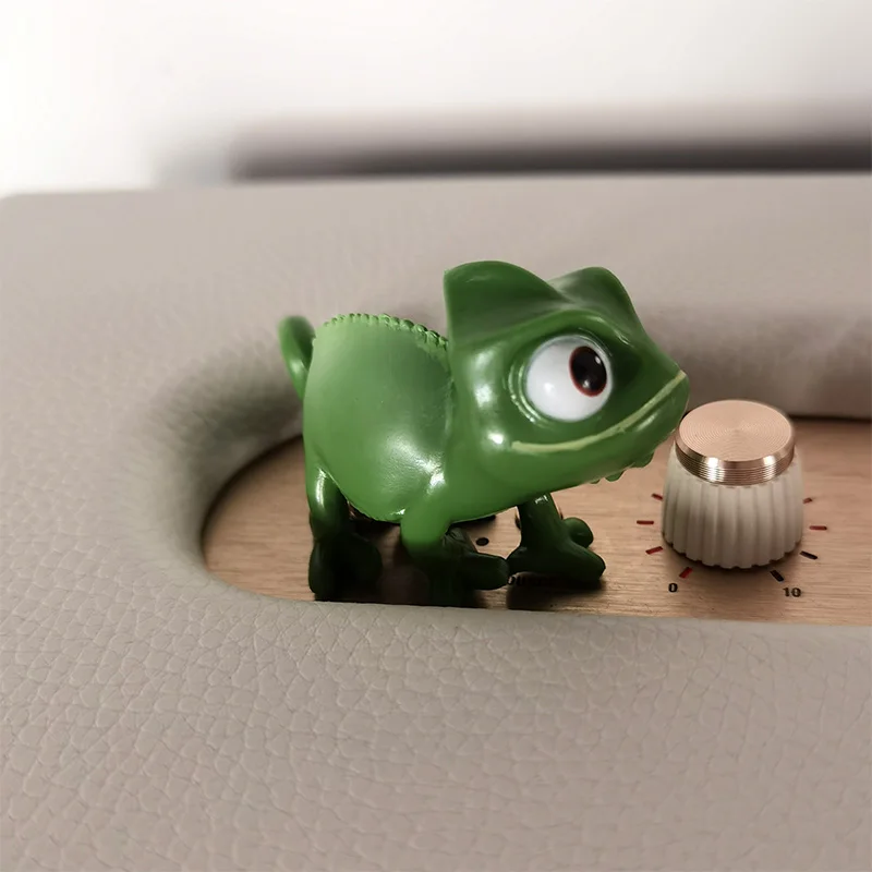 Tangled Characters Pascal