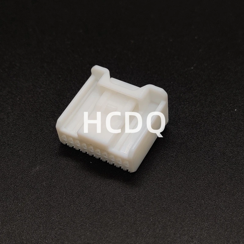 The original 90980-12460 20PIN automobile connector plug shell and ...