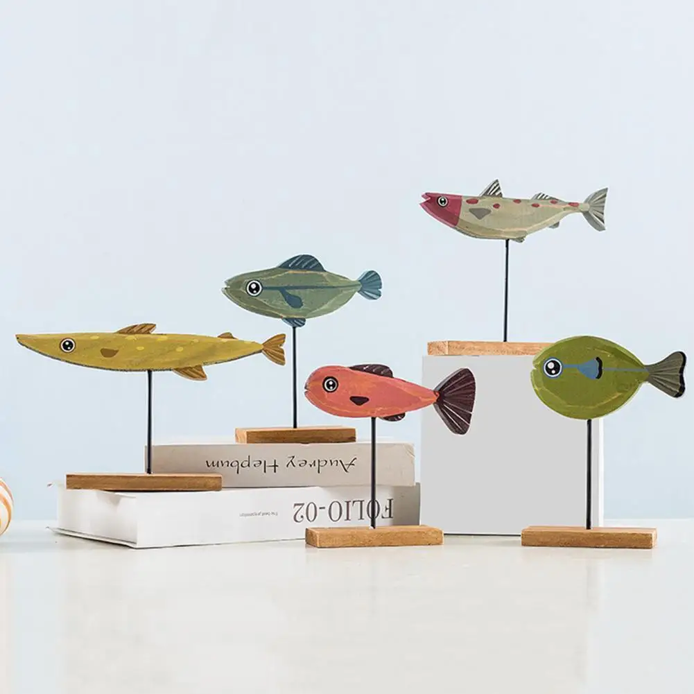 Wood-Fish-Craft-Figurine-Adorable-Fish-Statue-Cartoon-Fishes-Sculpture ...