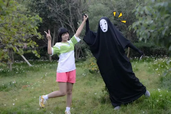 Chihiro And No Face Cosplay