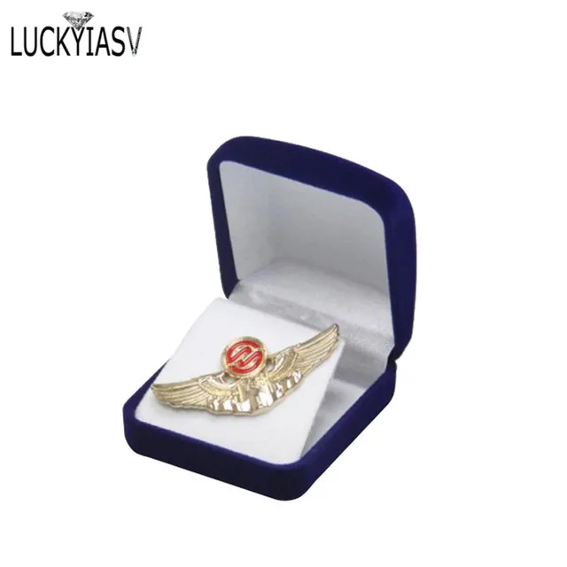 Wholesale Medals Commemorative Coins Pins Merit Badge Display Jewellery ...