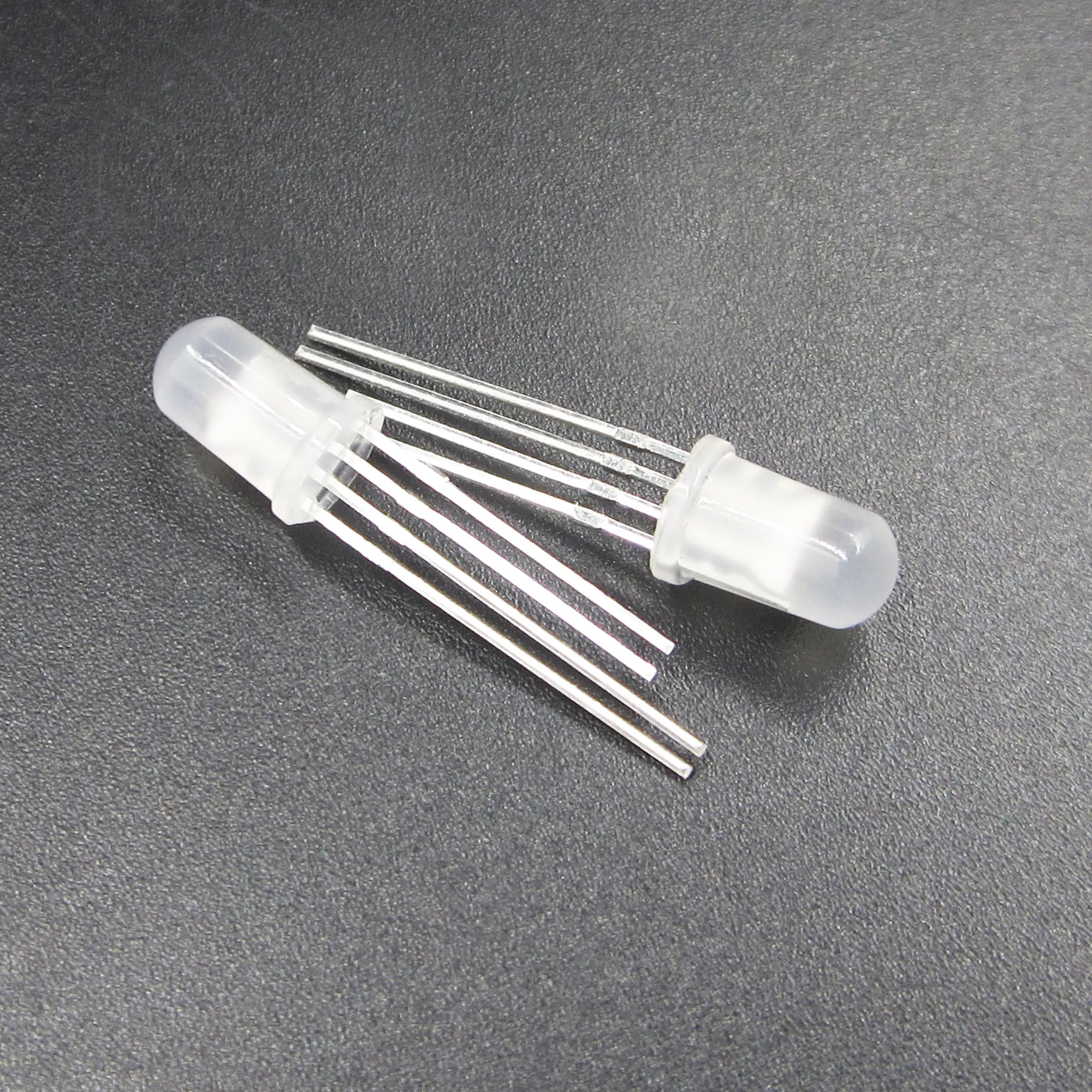 20ピースPL9823 f5 5ミリメートルrgb ledラウンドP9823チップセット内部フルカラーled