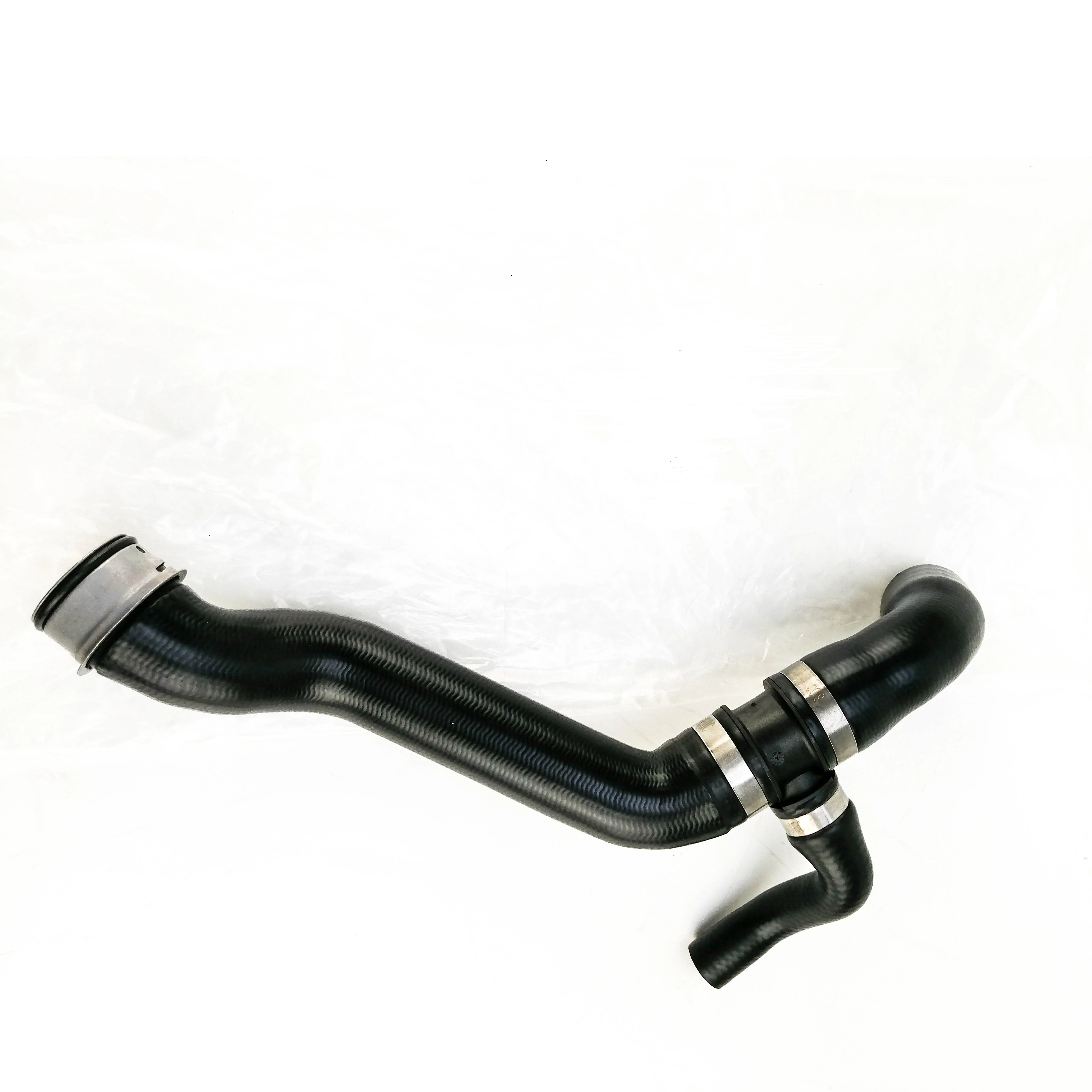 A1645004875 Water Tank Connection Lower Hose 1645004875 For Mercedes ...