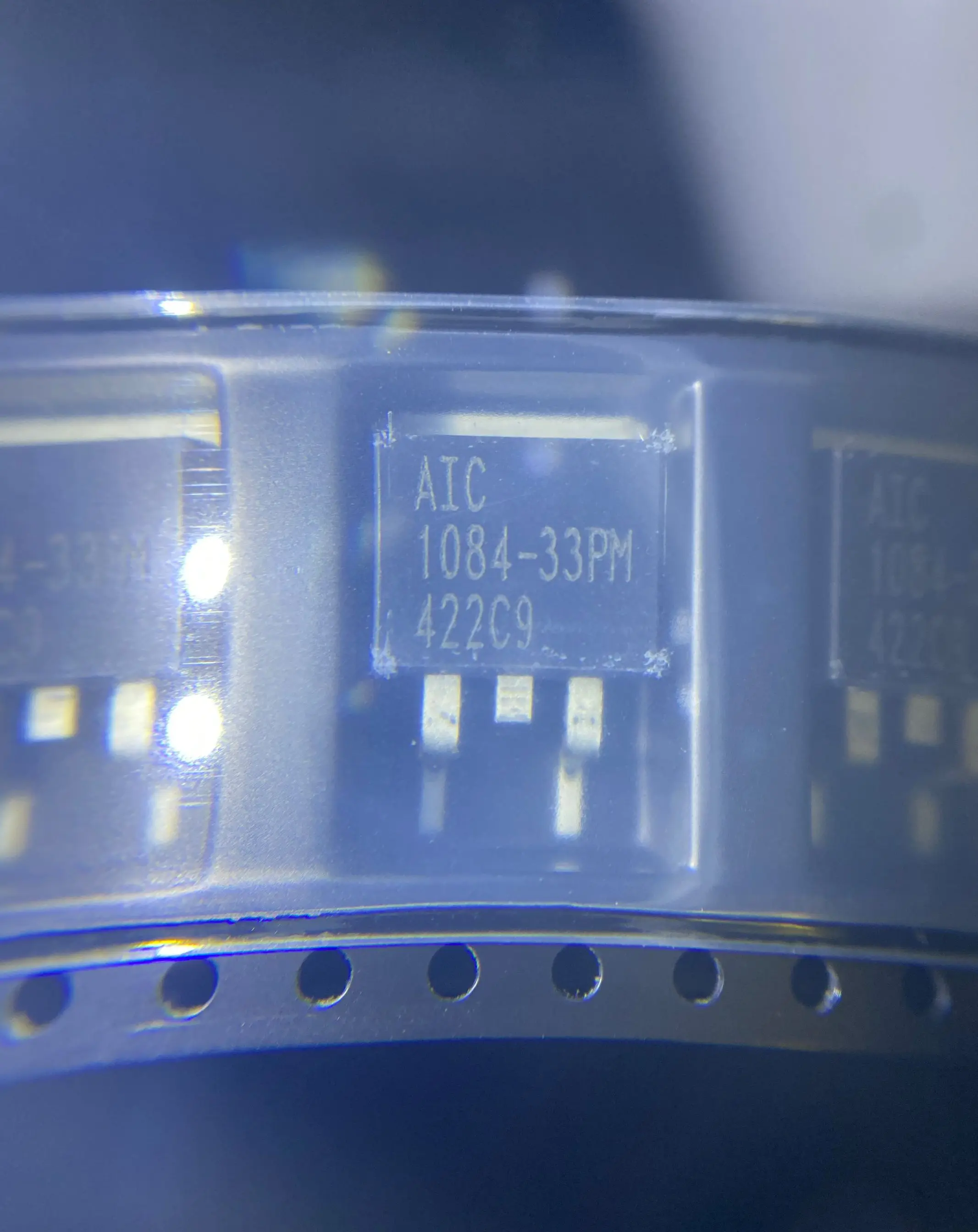 50 teile/los AIC1084 33PM 1084 33PM AIC1084 33CM ZU 263 NEUE Original ...