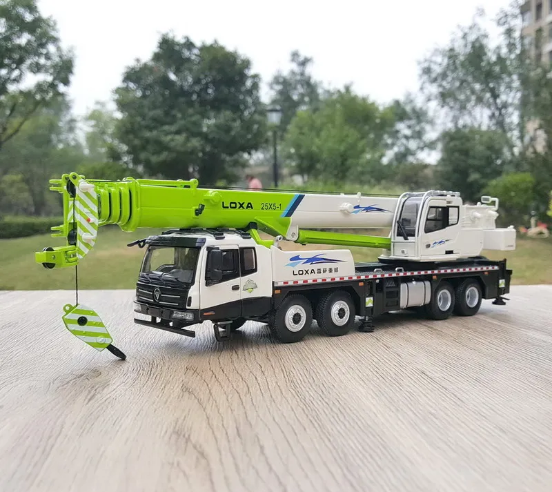 Collectible-Diecast-Toy-Model-1-43-Scale-Foton-Loxa-TFC25X5-1 ...