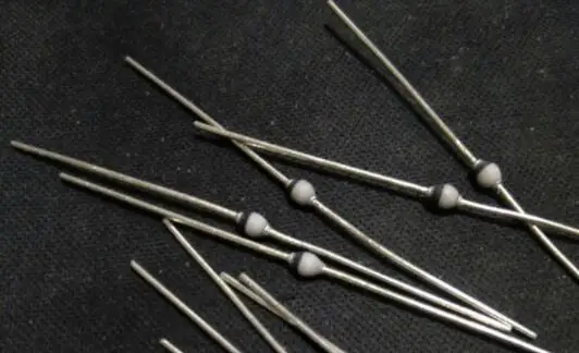 NEW ORIGINAL 10PCS V06C Diode Switching 200V 1.1A 2 Pin SOD 57|Remote ...