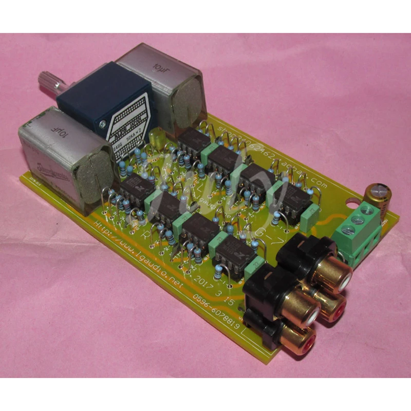 Douglas self preamplifier circuit
