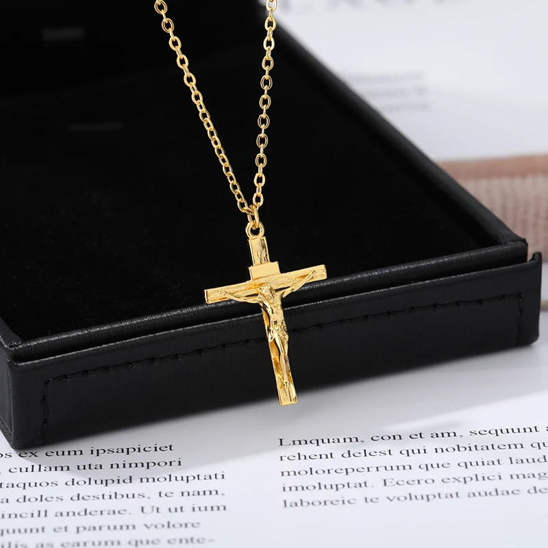 Collar con forma de cruz de Jesús para hombre y mujer, cadena de acero ...