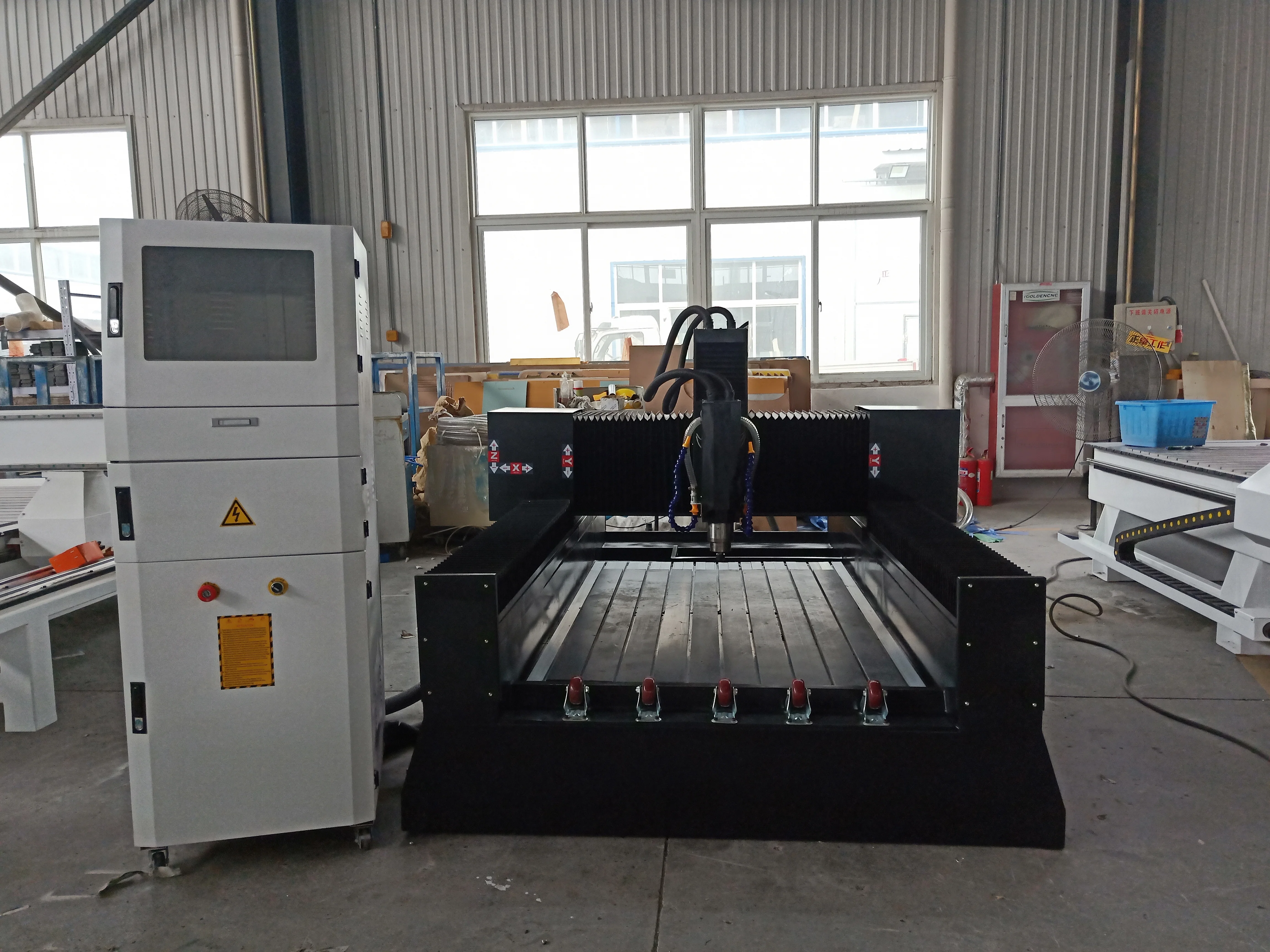 9015-cnc-router-1325-stone-carving-cnc-granite-cutting-machine.jpg