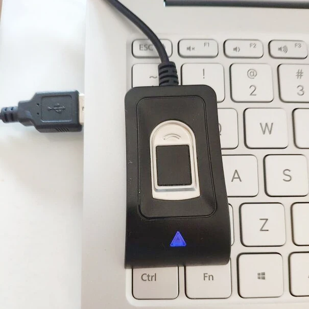 Ноутбук считыватель отпечатков пальцев компьютер замок багажника ...