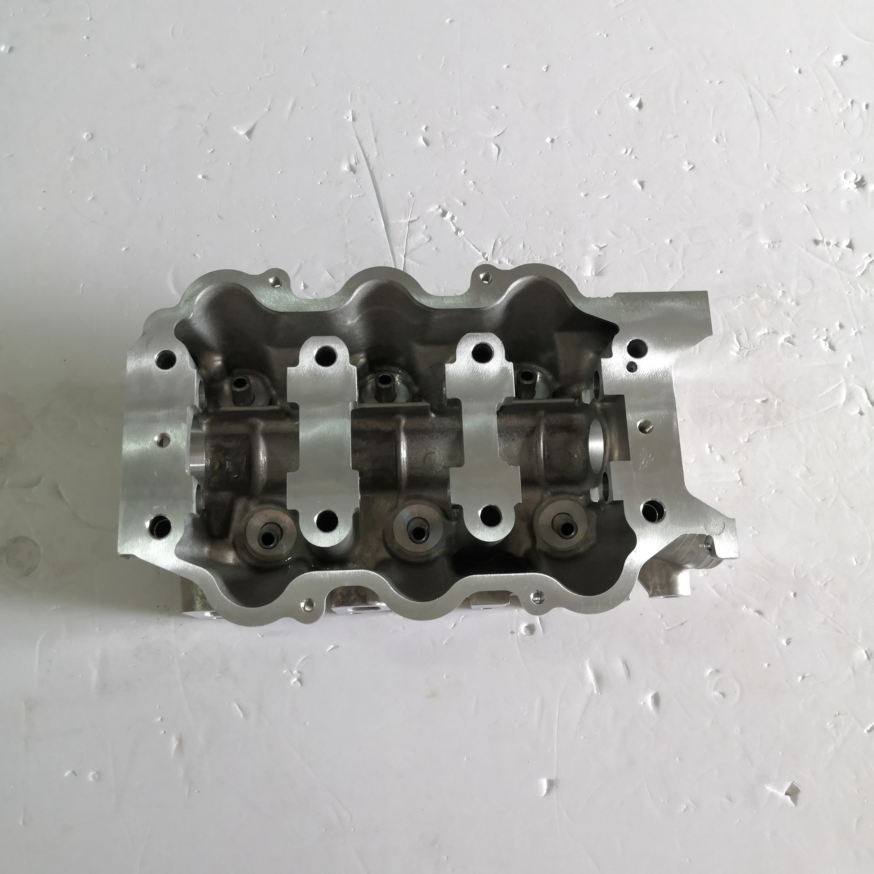 376Q-S76-Cylinder-Head-For-Xiali-Hijet-Daihatsu-Charade-G100-CB42-11101 ...