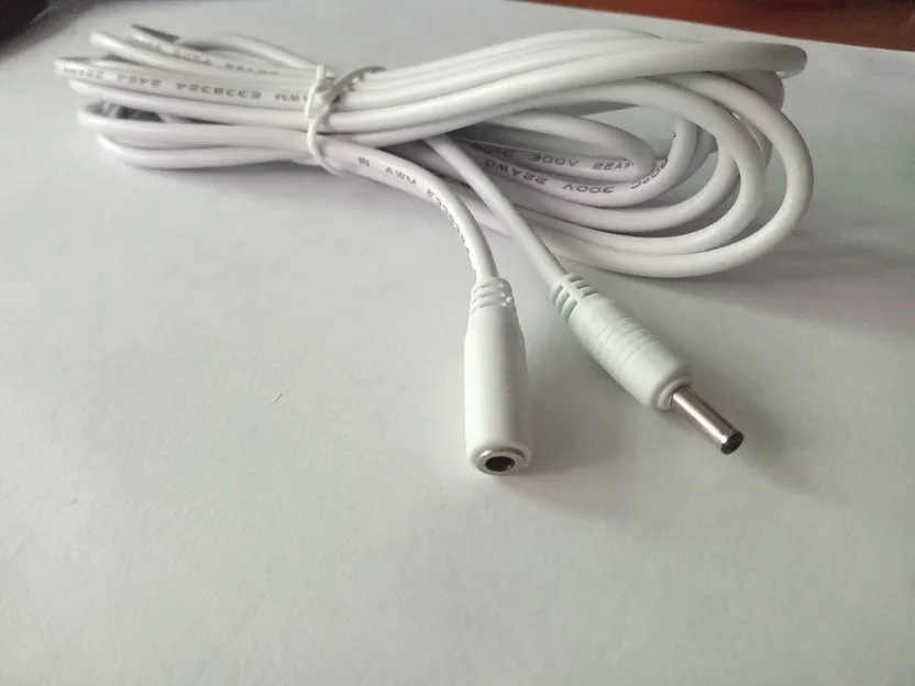 10pcs-1-3mm-x-3-5mm-DC-Power-Adapter-Extension-Cable-22AWG-3M-New.jpg