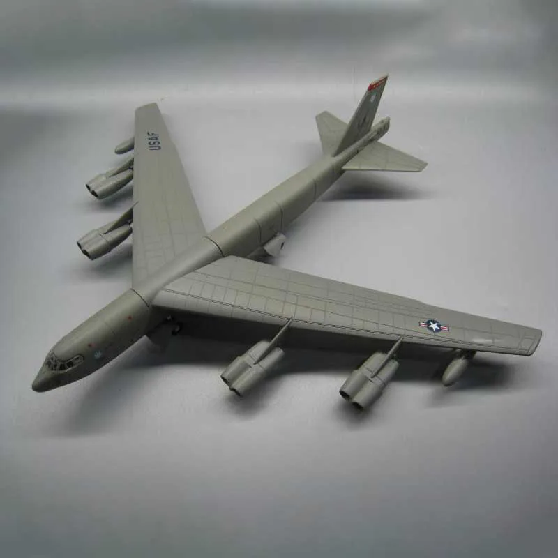 B 52 Model Kits