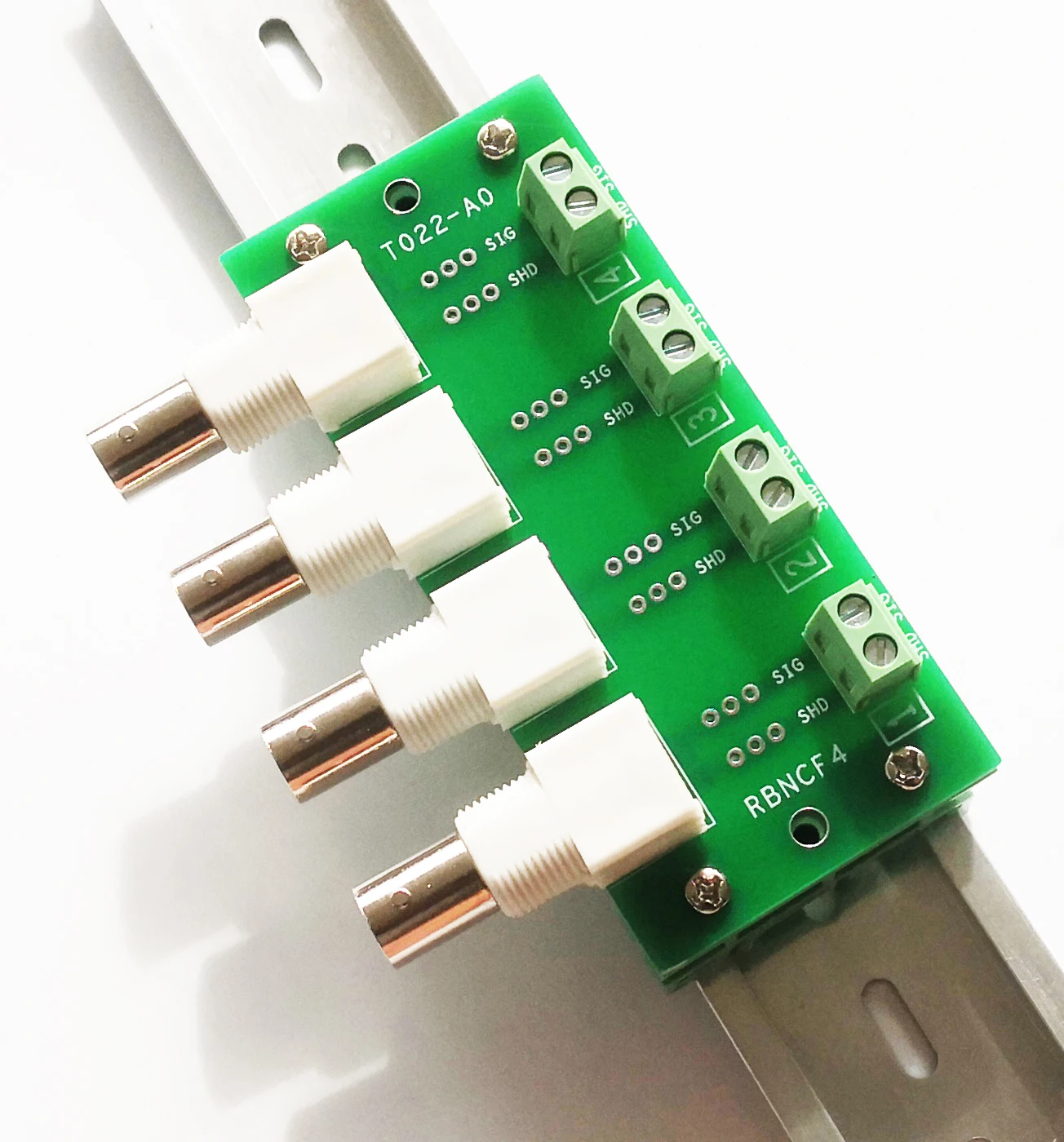 4-Way-BNC-to-Screw-Terminals-Breakout-Board-with-DIN-Rail-Mounting ...