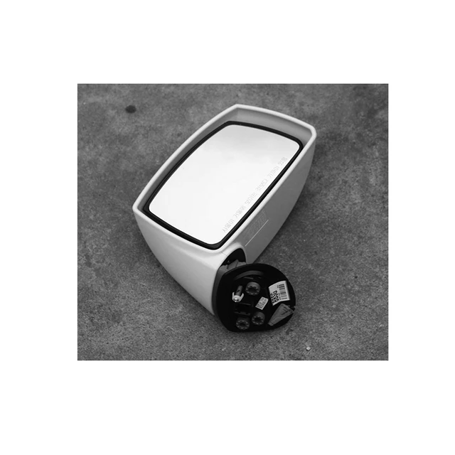 Hyundai Genesis 2002