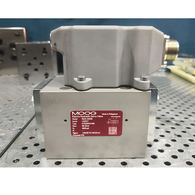Servoválvula MOOG usada, G631 3005B, H60JOFM4VBR, con 3 meses de ...