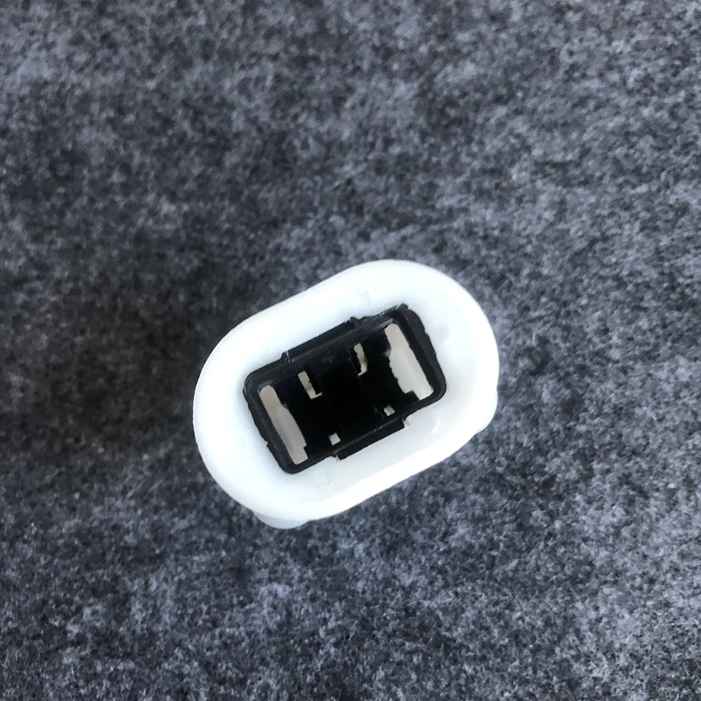 4L0886373 белый нейлон задний ряд сидений Винт Втулка для Audi Q7 A4 S4 ...