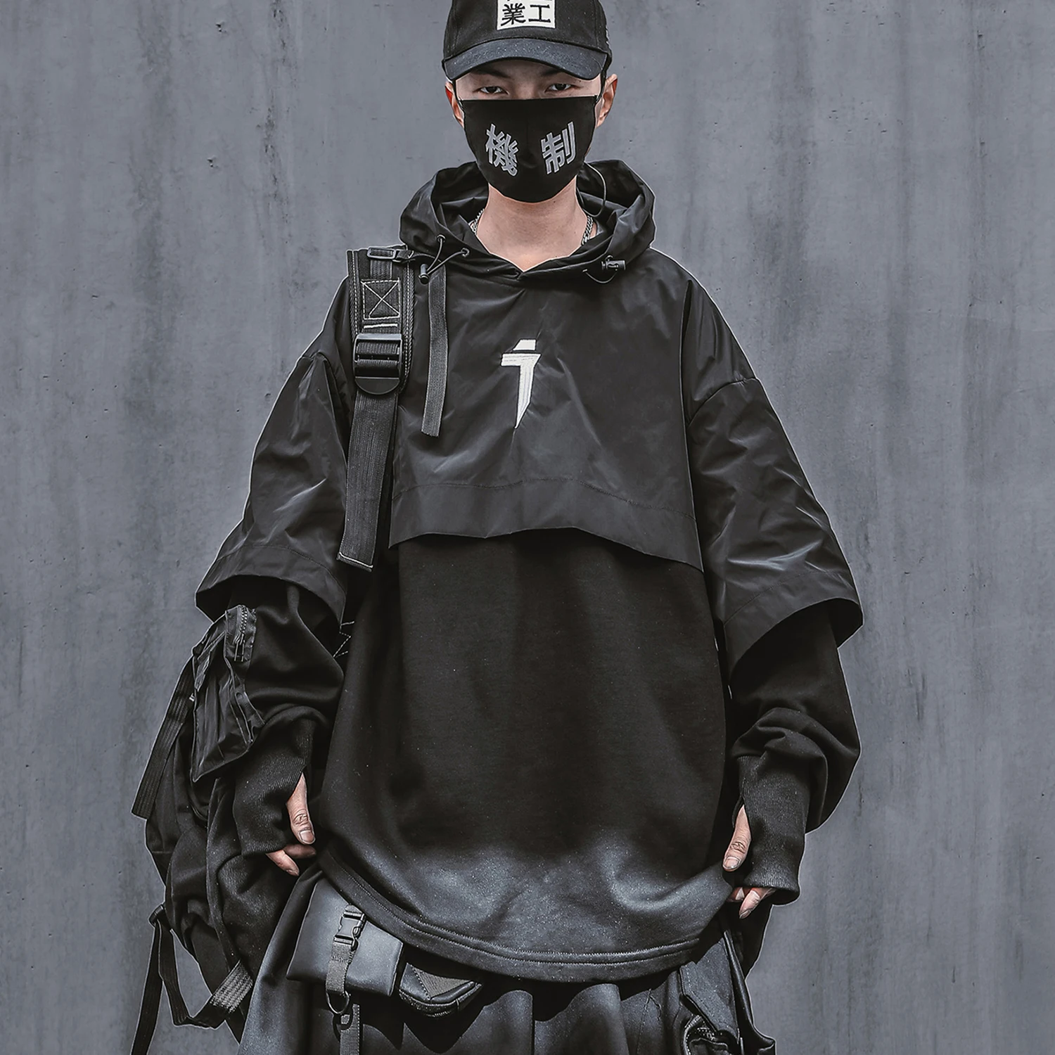 Men-Techwear-Streetwear-Hoodie-Pockets-2021-Fashion-Hooded-Sweatshirt.jpg