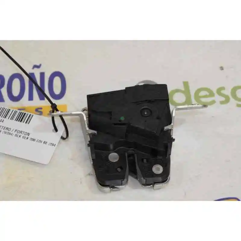 A2047400735 TRUNK LOCK/PORTON MERCEDES E CLASS (W204) GLK