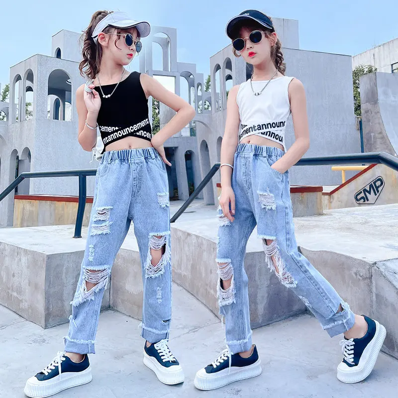 Cool Jeans And Tops For Girls