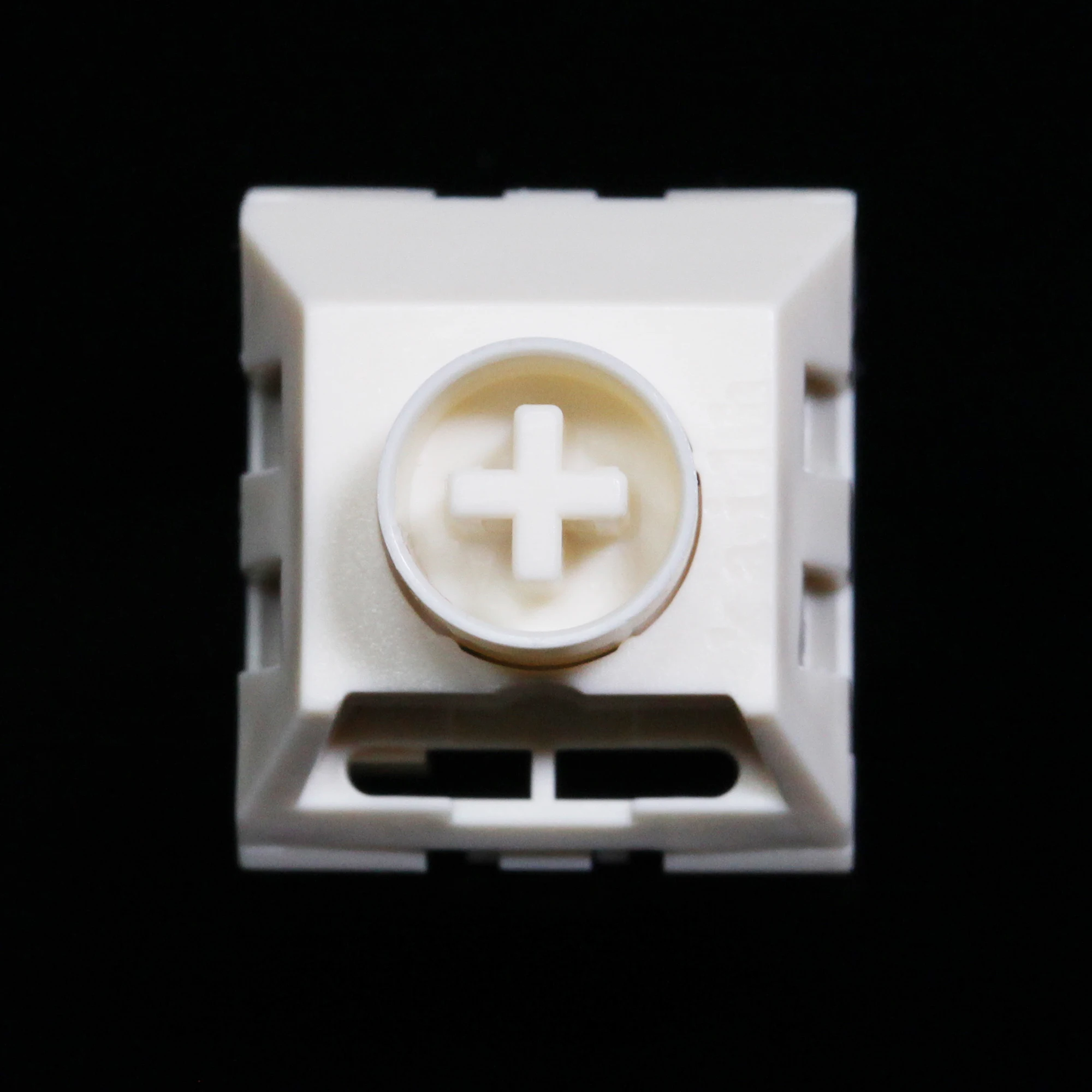 Kailh-Box-Cream-switch-4pin-5pin-RGB-SMD-linear-55g-force-5pin-mx-stem ...