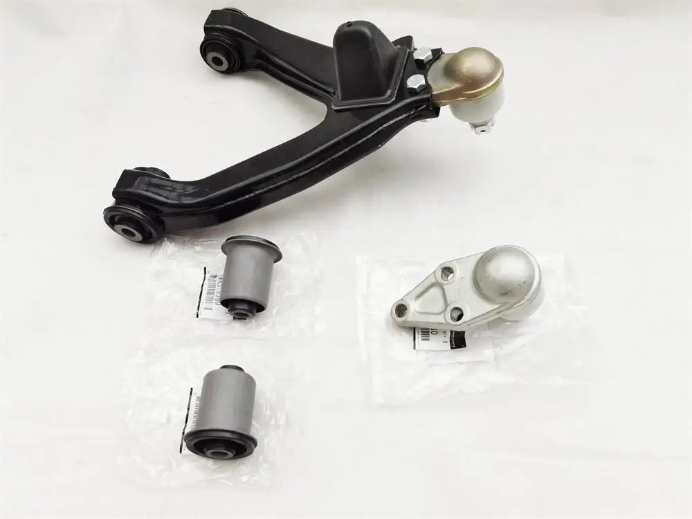 Rear-Suspension-Upper-Swing-Arm-Rubber-Sleeve-Ball-Joint-For-Mitsubishi ...