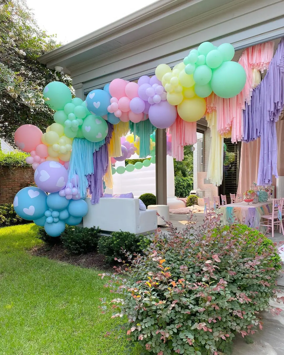 Streamers Decorations