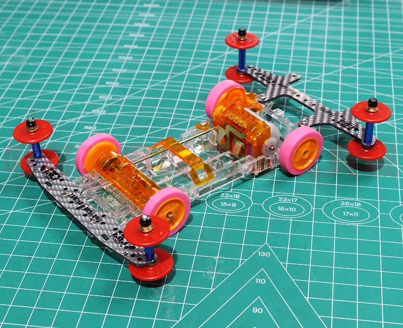 1Set-Modified-Mini-4WD-Car-Model-with-Auldey-Parts-Transparent-Chassis ...