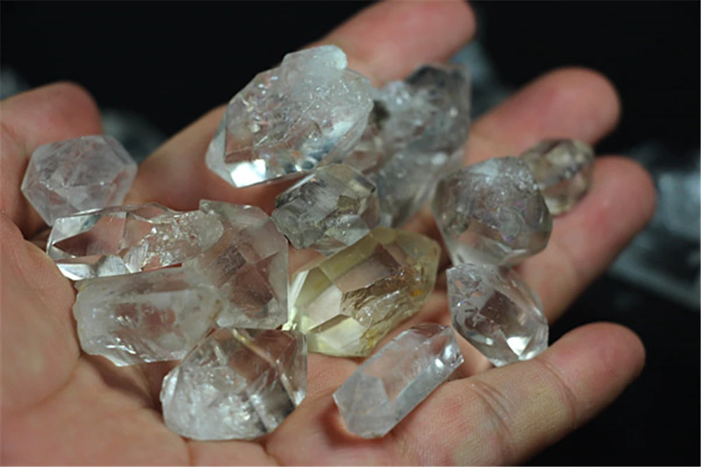 PIERRE VENDUE SEULE,Gris clair-2-3cm--Pierres et minéraux en cristal ...