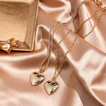 Gold Color Heart-shaped Pendant Necklace